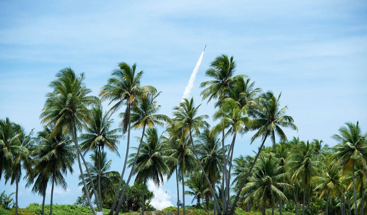 Terminal High Altitude Area Defense (THAAD) | Lockheed Martin