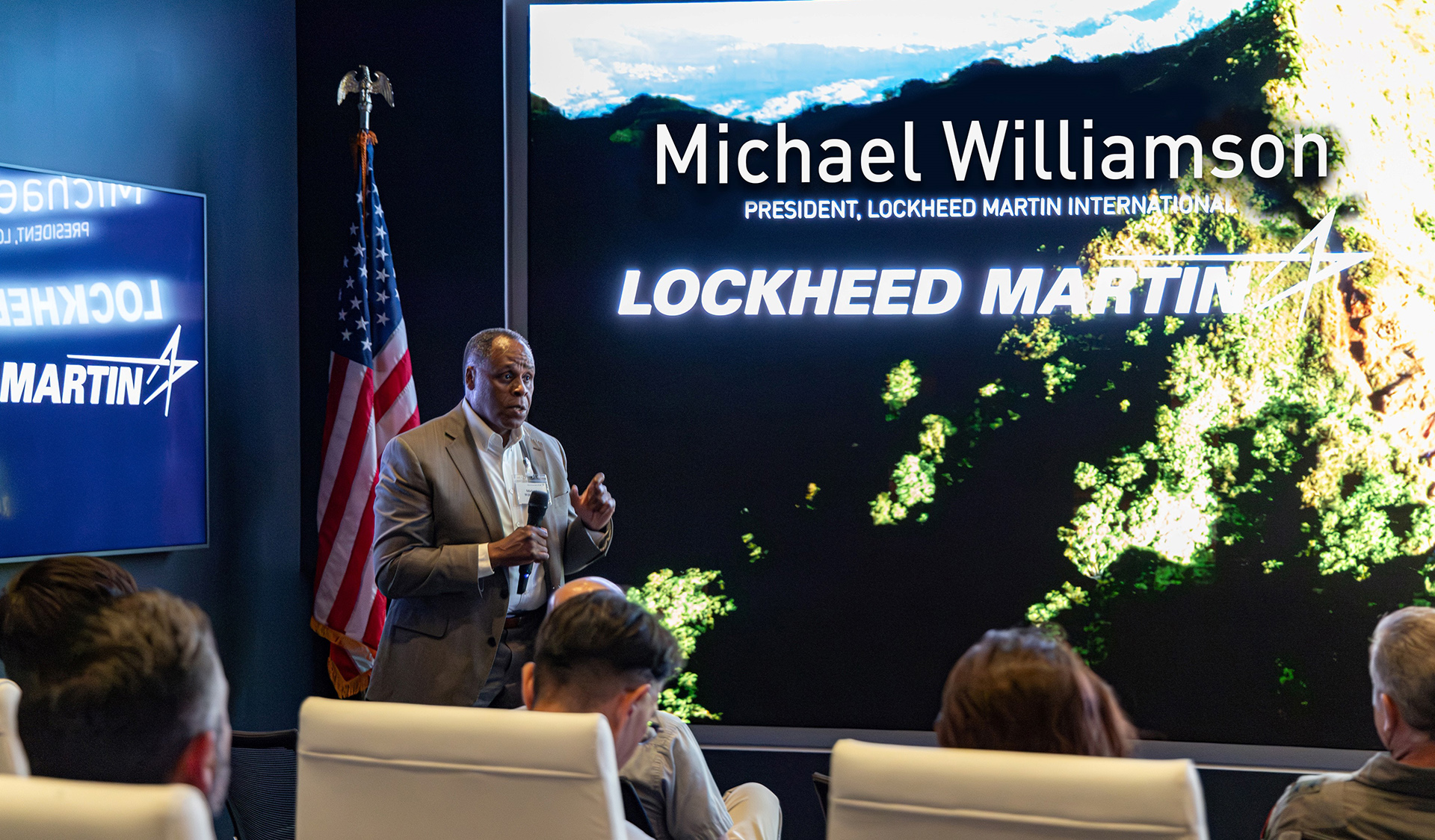 Digital Engagement Center Opens at Wayfinder in Honolulu | Lockheed Martin